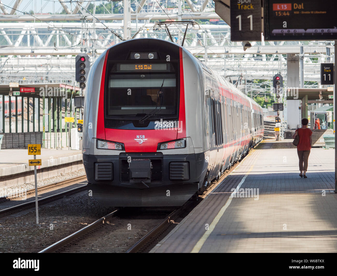 Nsb oslo train station hi-res stock photography and images - Alamy