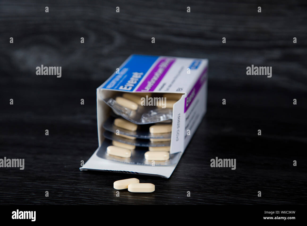 Box of Everet Levetiracetam Rex 500mg. Treatment of Epilipsy, marketed ...