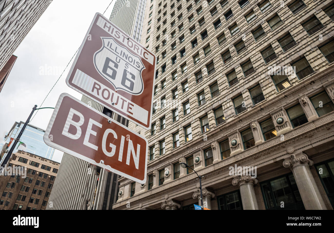 Start of route 66 chicago hi-res stock photography and images - Alamy