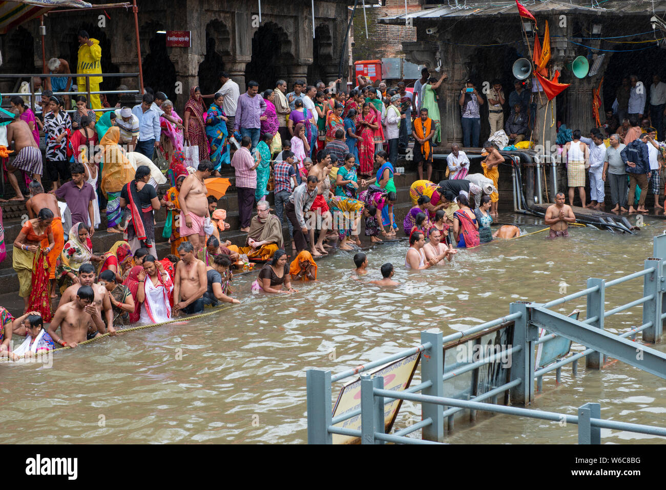 Kumbh Mela Women Bathing Pictures 2022