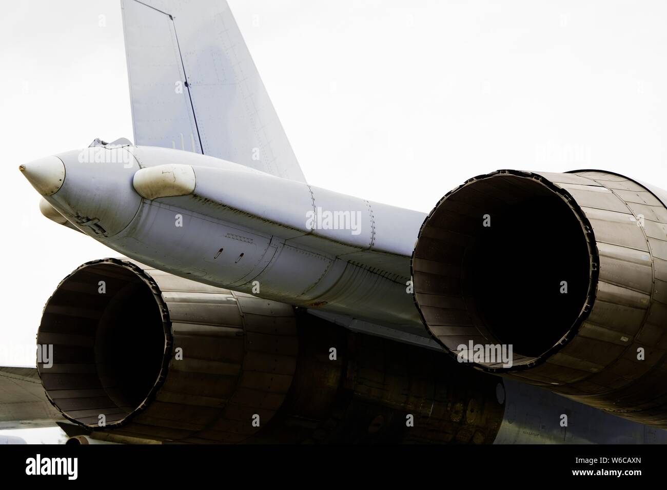 Jet engine nuzzle of fighter plane, controlled thrust Stock Photo - Alamy