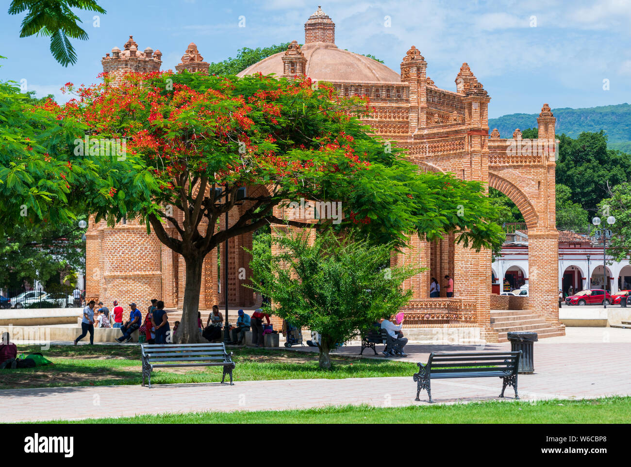 The La Pila fountain in the town square of Chiapa de Corzo, Chiapas ...
