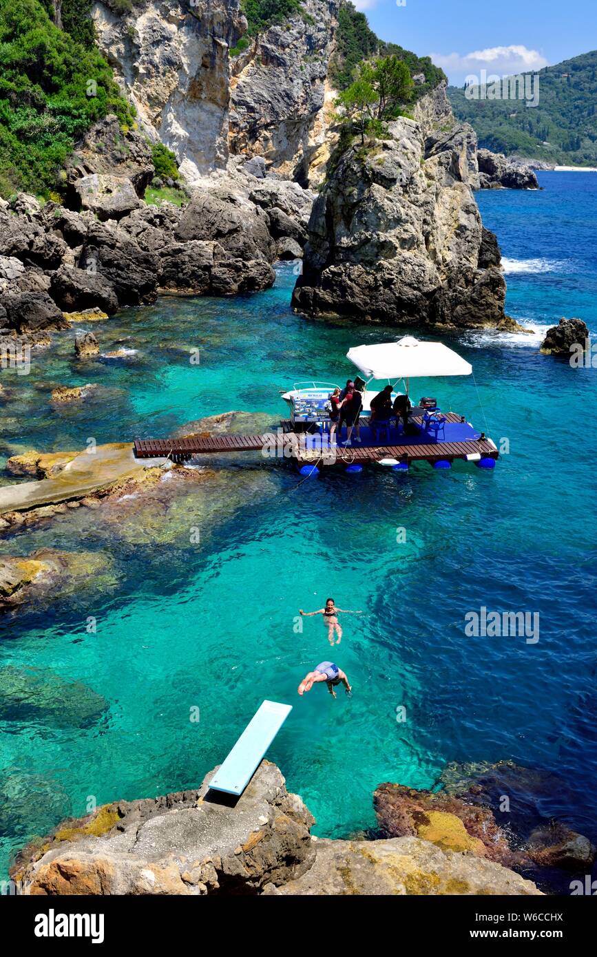 La grotta beach bar hi-res stock photography and images - Alamy