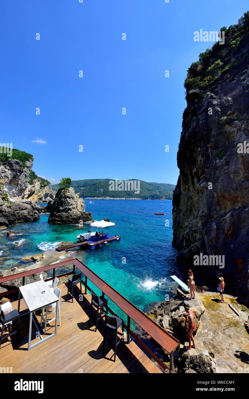 La grotta beach bar hi-res stock photography and images - Alamy