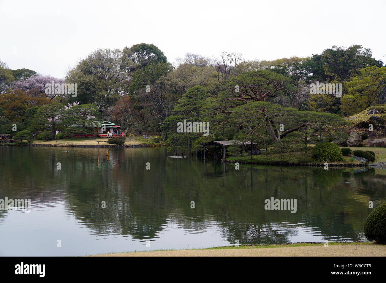 Rikugi-en traditional Japanese garden, Tokyo Stock Photo - Alamy
