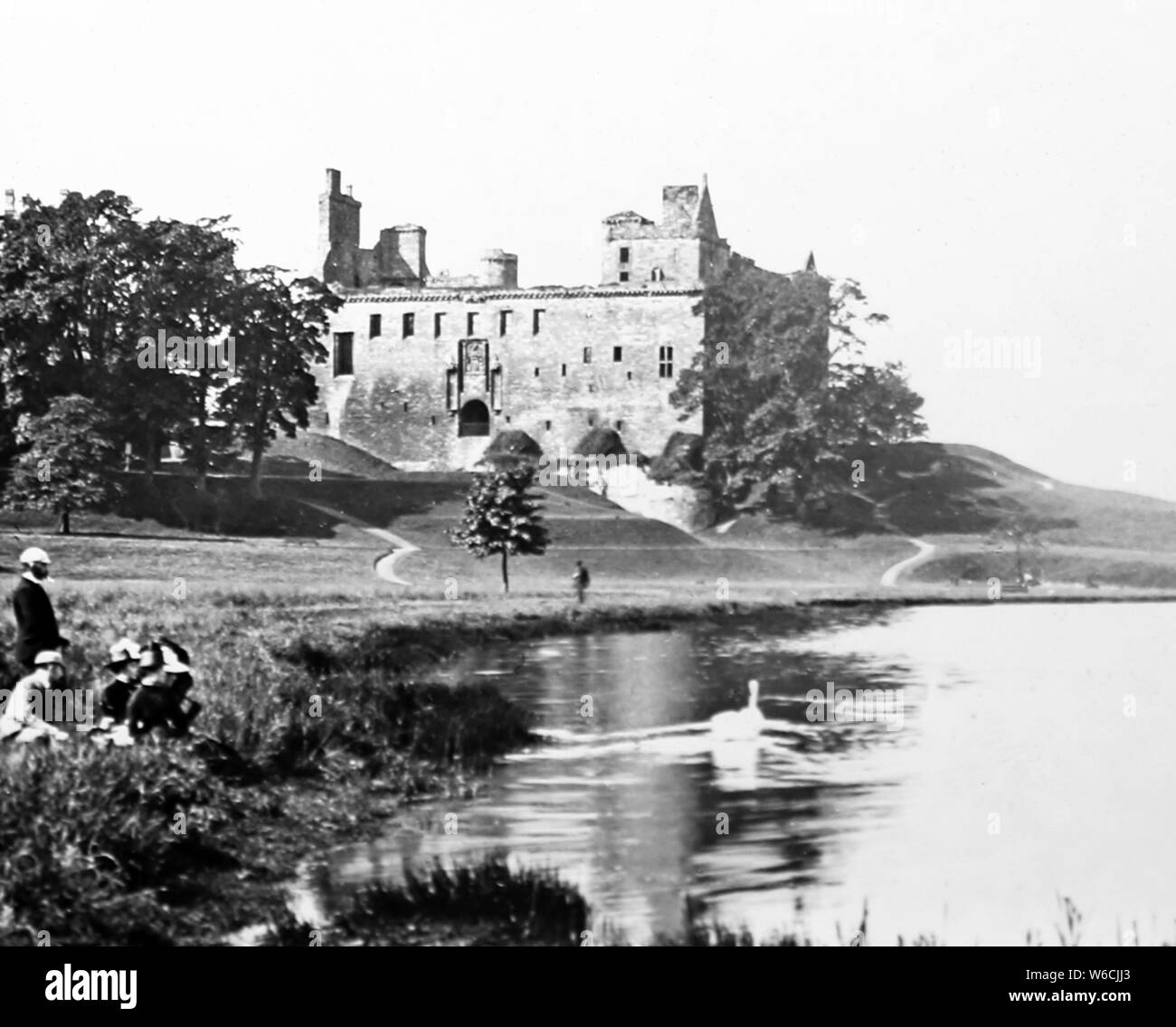 Old linlithgow Black and White Stock Photos & Images - Alamy
