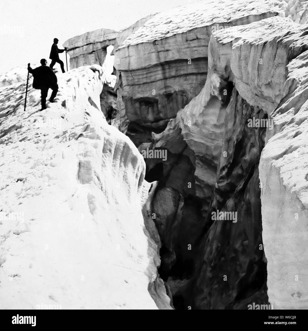 Victorian mountain climbers High Resolution Stock Photography and ...