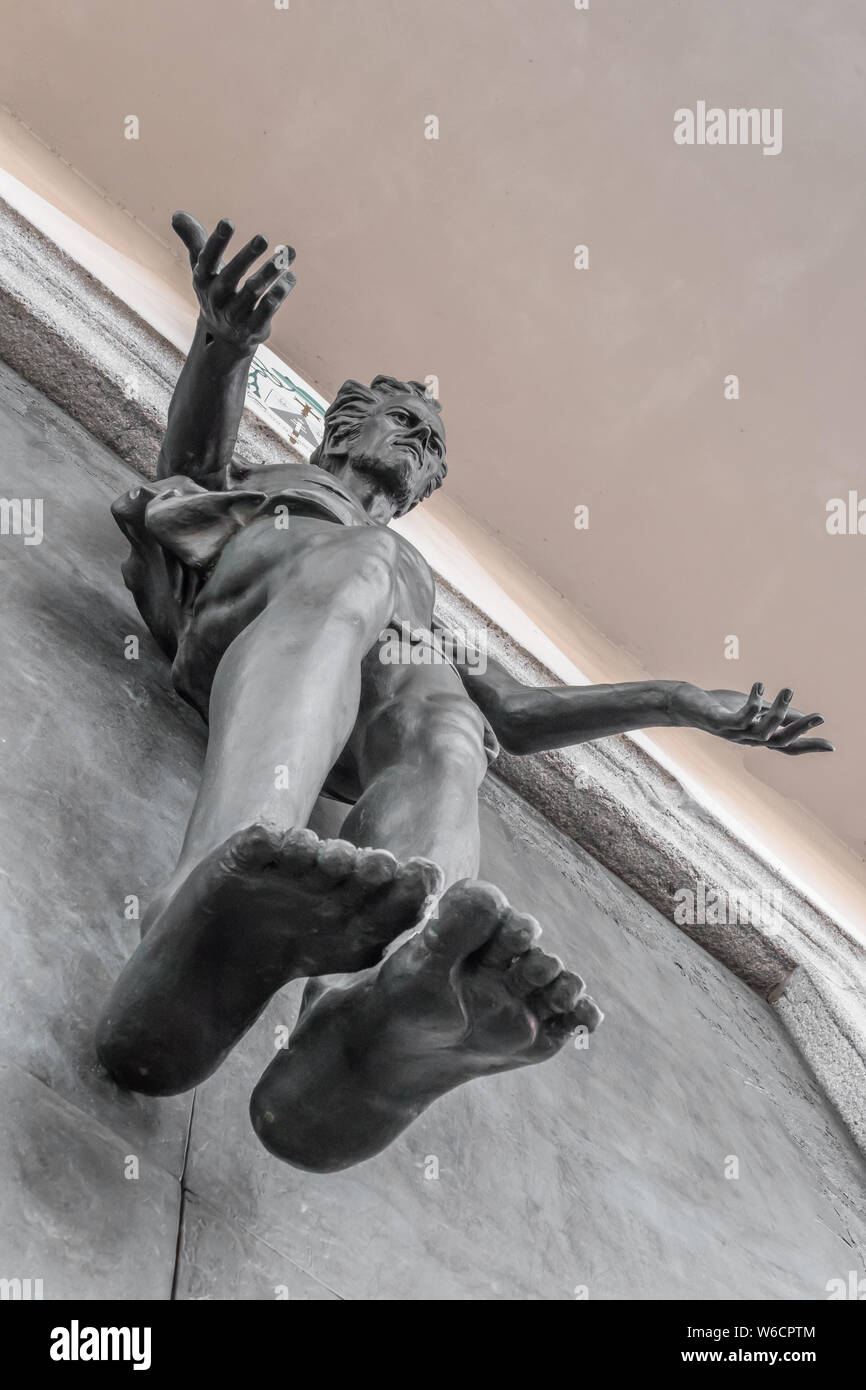 Bronze statue of Jesus crucified, without a cross Stock Photo - Alamy