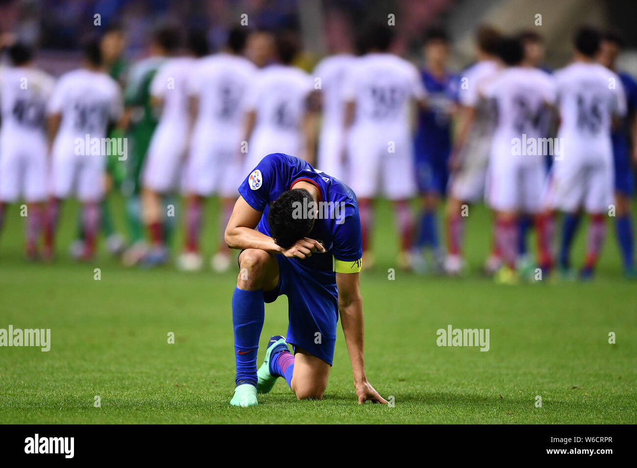 Colombian football player Giovanni Moreno of China's Shanghai Greenland ...