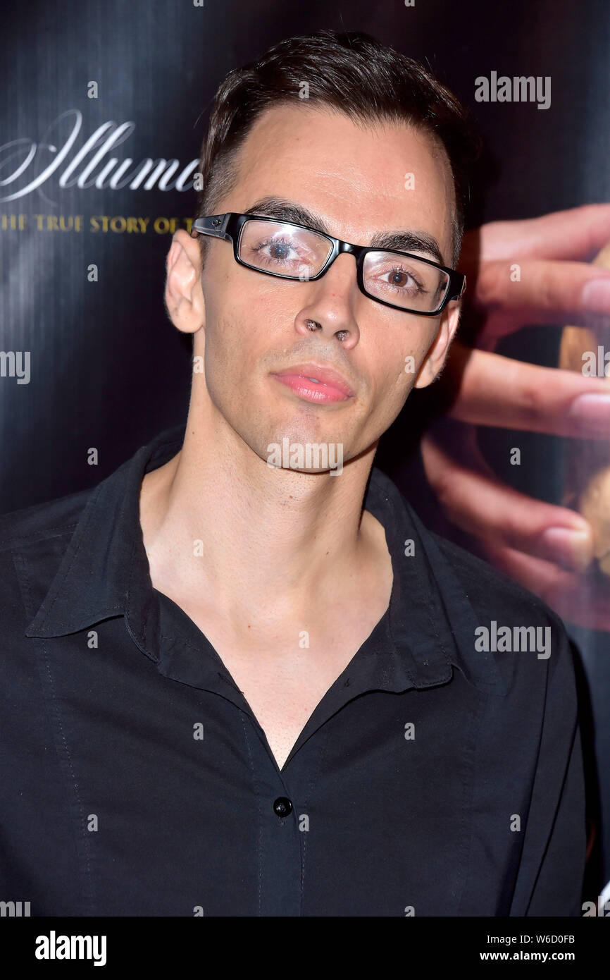 Iliya Yordanov at the premiere of the documentary 'Illuminated: The ...