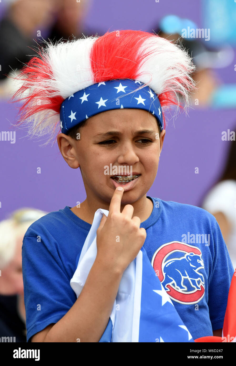 Young rugby seven fan hi-res stock photography and images - Alamy