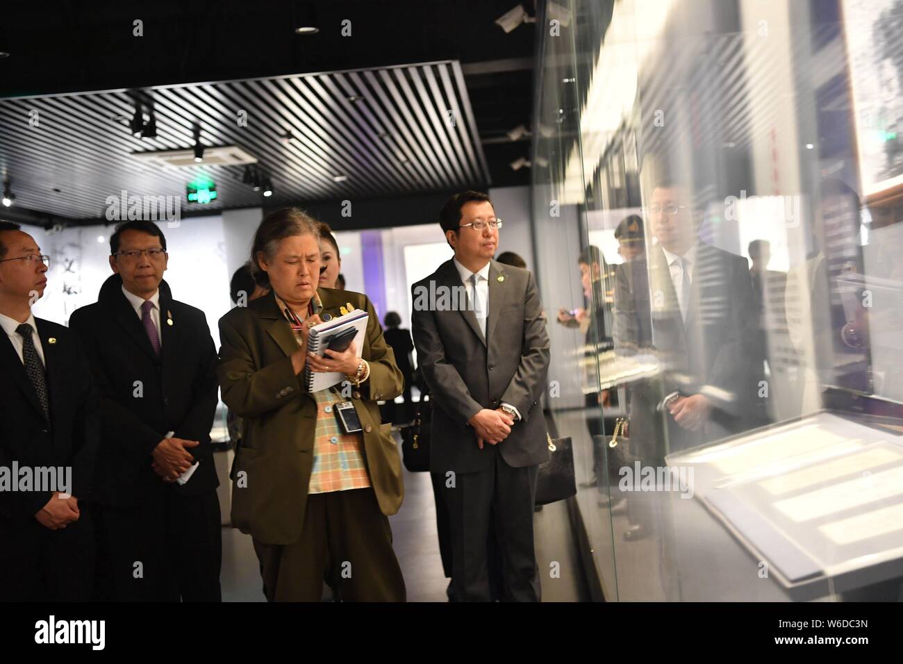 Thai Princess Maha Chakri Sirindhorn visits the San Su Temple in ...
