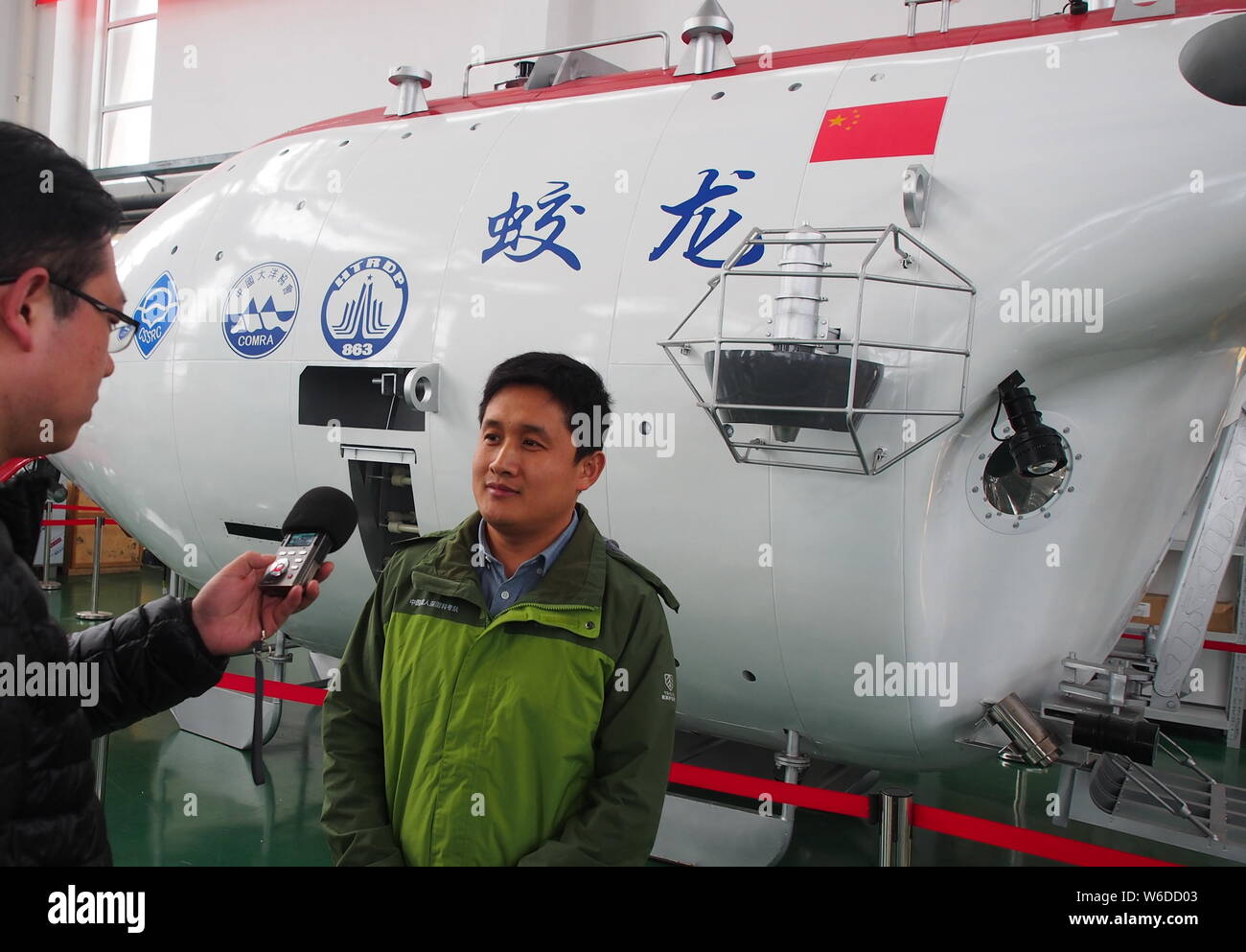 A Chinese engineer introduces program of deep sea submersibles in China ...
