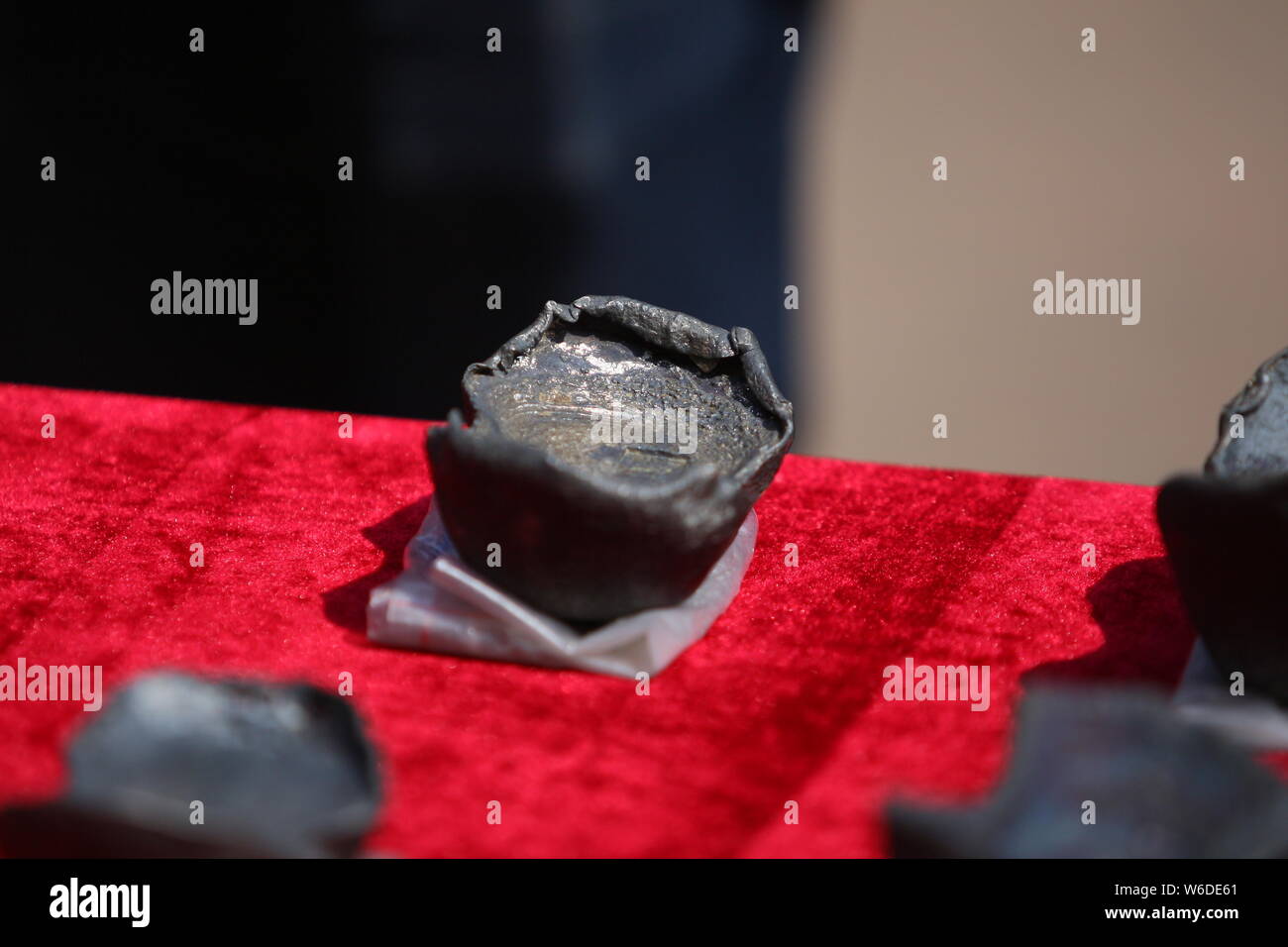 Silver ingots unearthed from the sunken boats owned by peasant leader ...