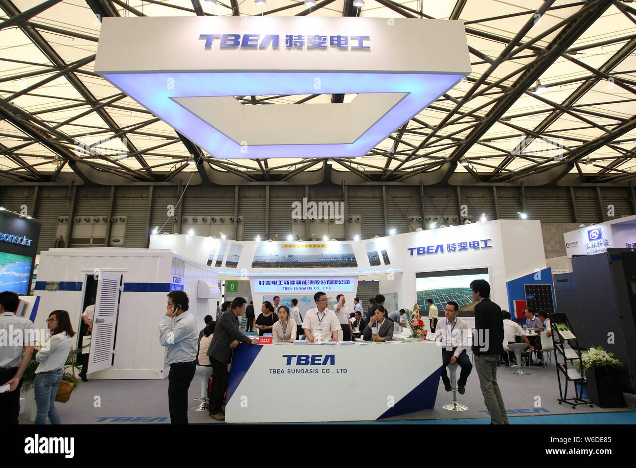 Tbea sunoasis hi-res stock photography and images - Alamy