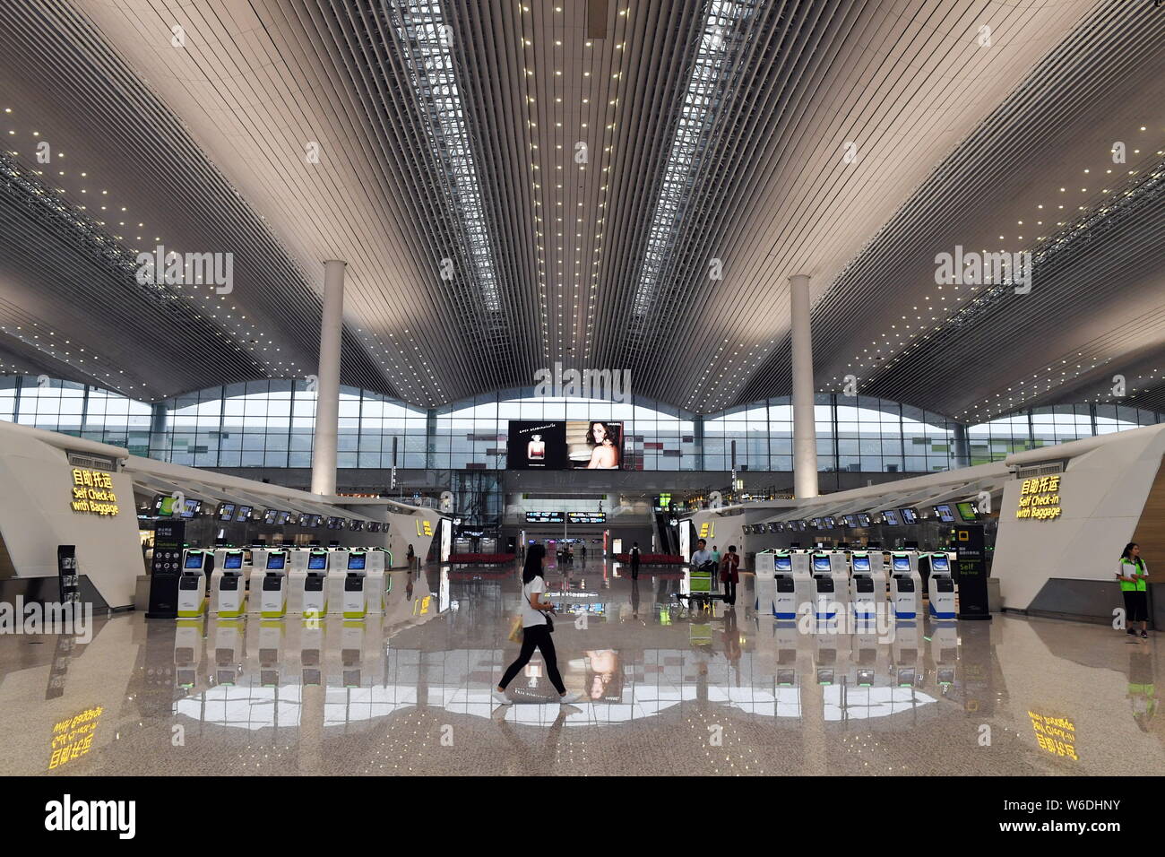 Interior view of the Terminal 2 of Guangzhou Baiyun International ...