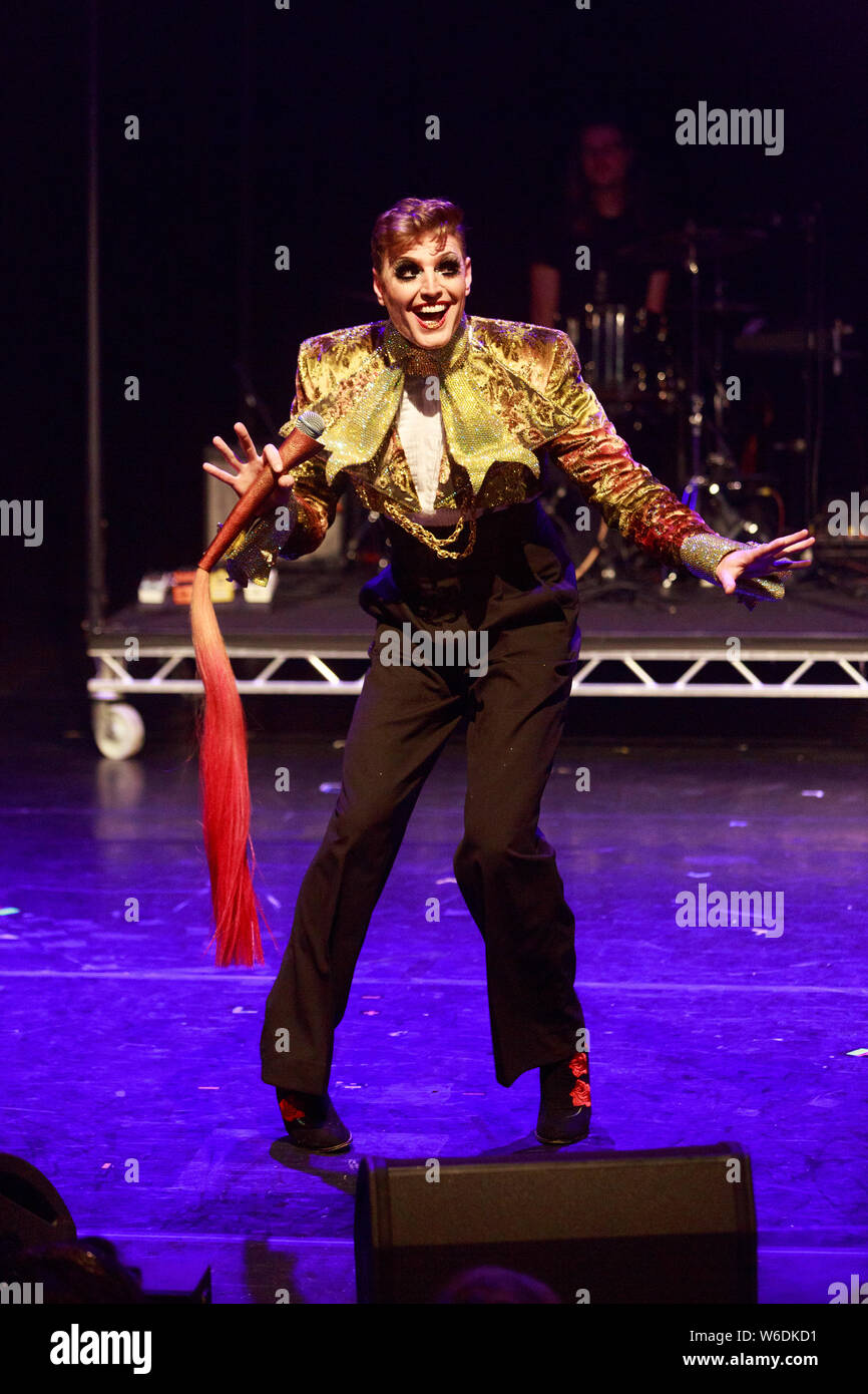 Reuben kaye hi-res stock photography and images - Alamy