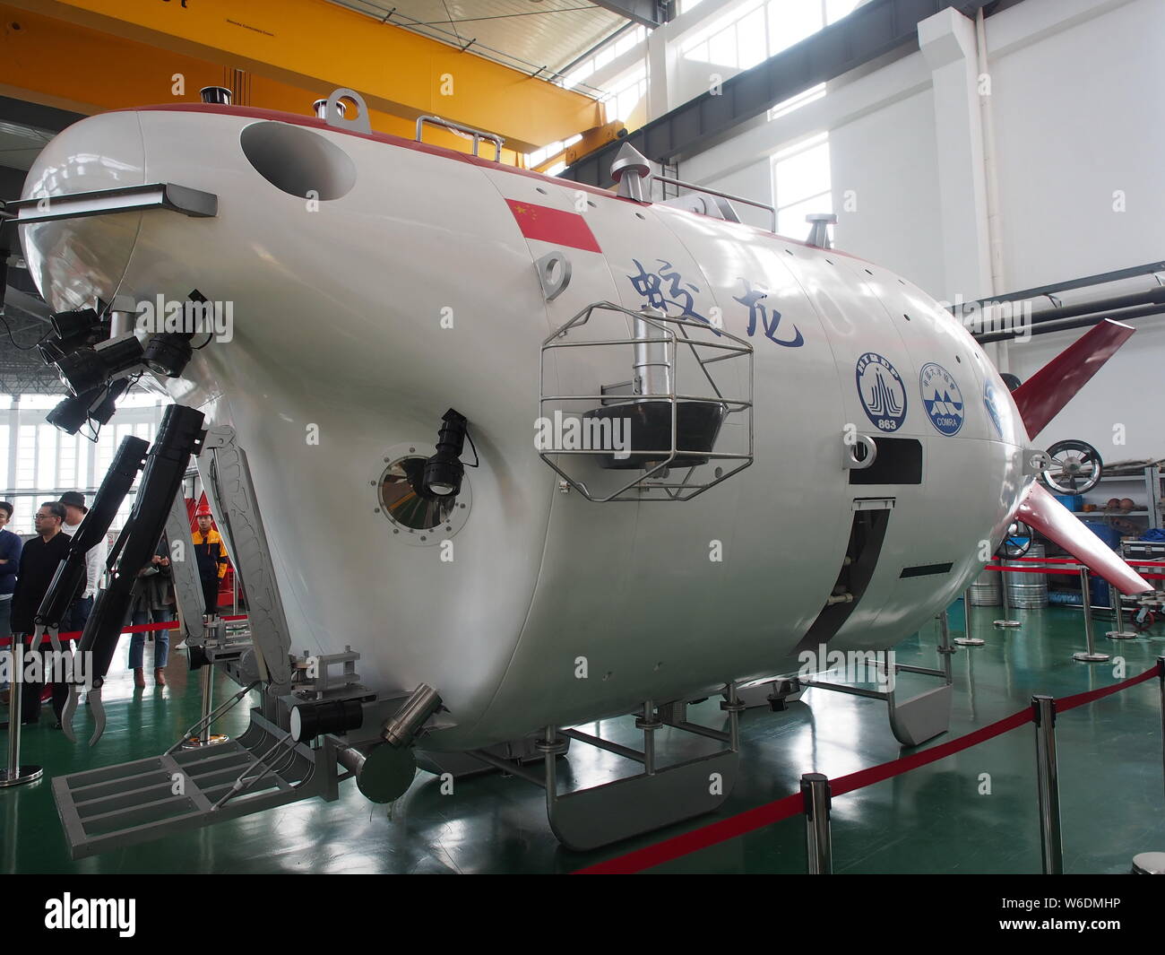Chinas manned deep sea submersible jiaolong hi-res stock photography ...