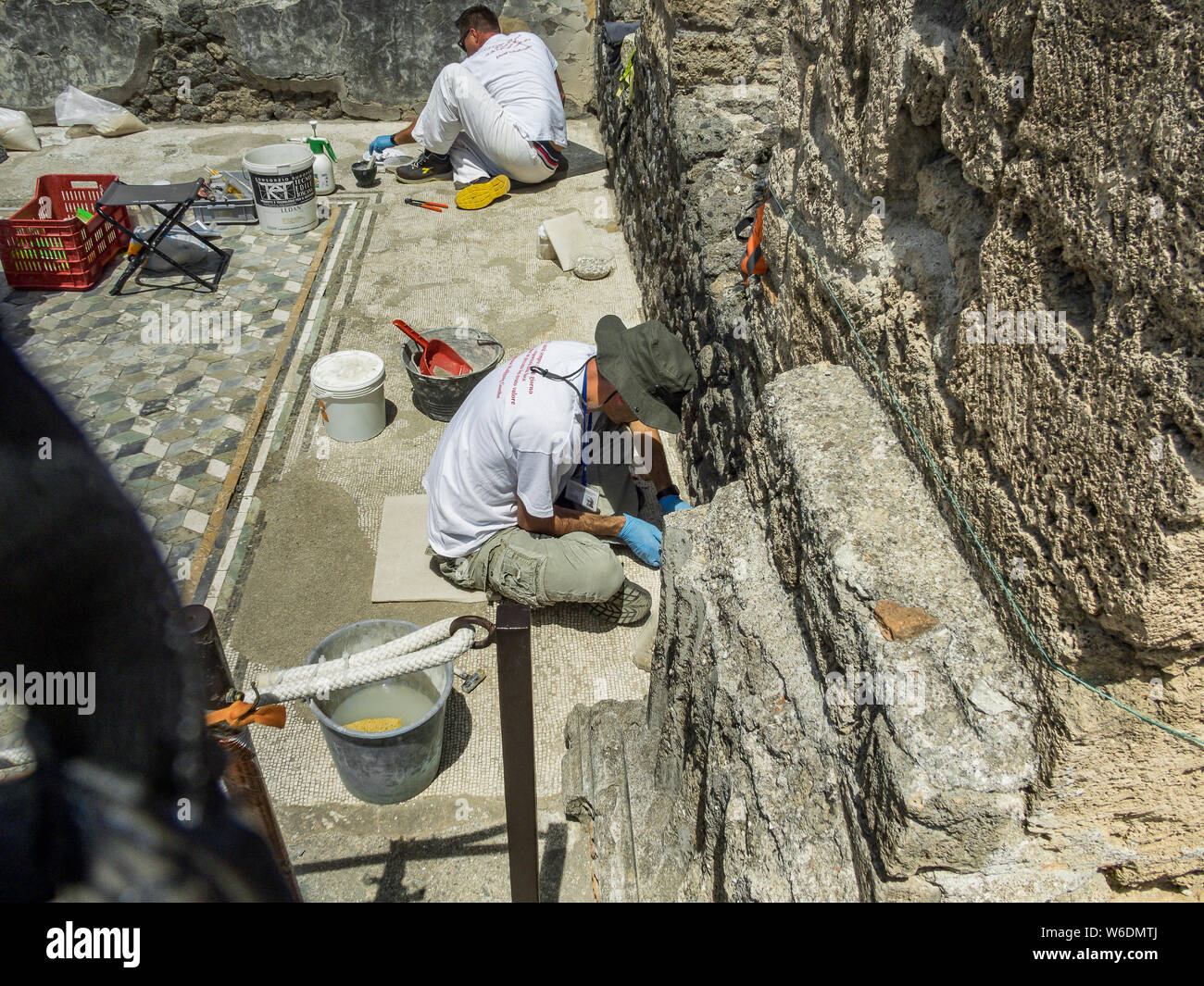 Pompei excavation archaeologist hi-res stock photography and images - Alamy