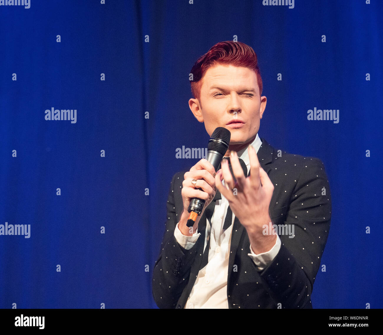 Fring underbelly hi-res stock photography and images - Alamy