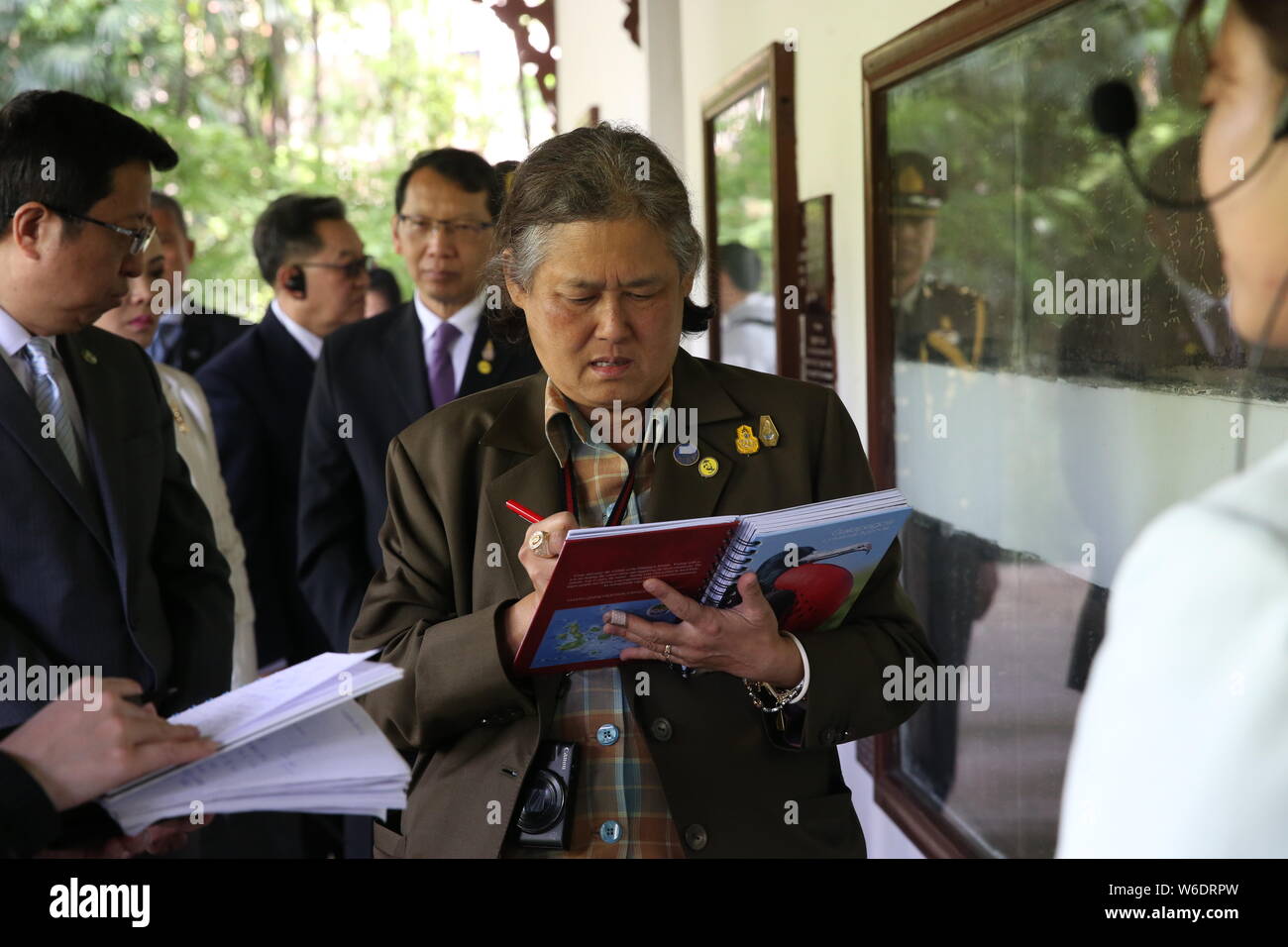 Thai Princess Maha Chakri Sirindhorn visits the San Su Temple in ...