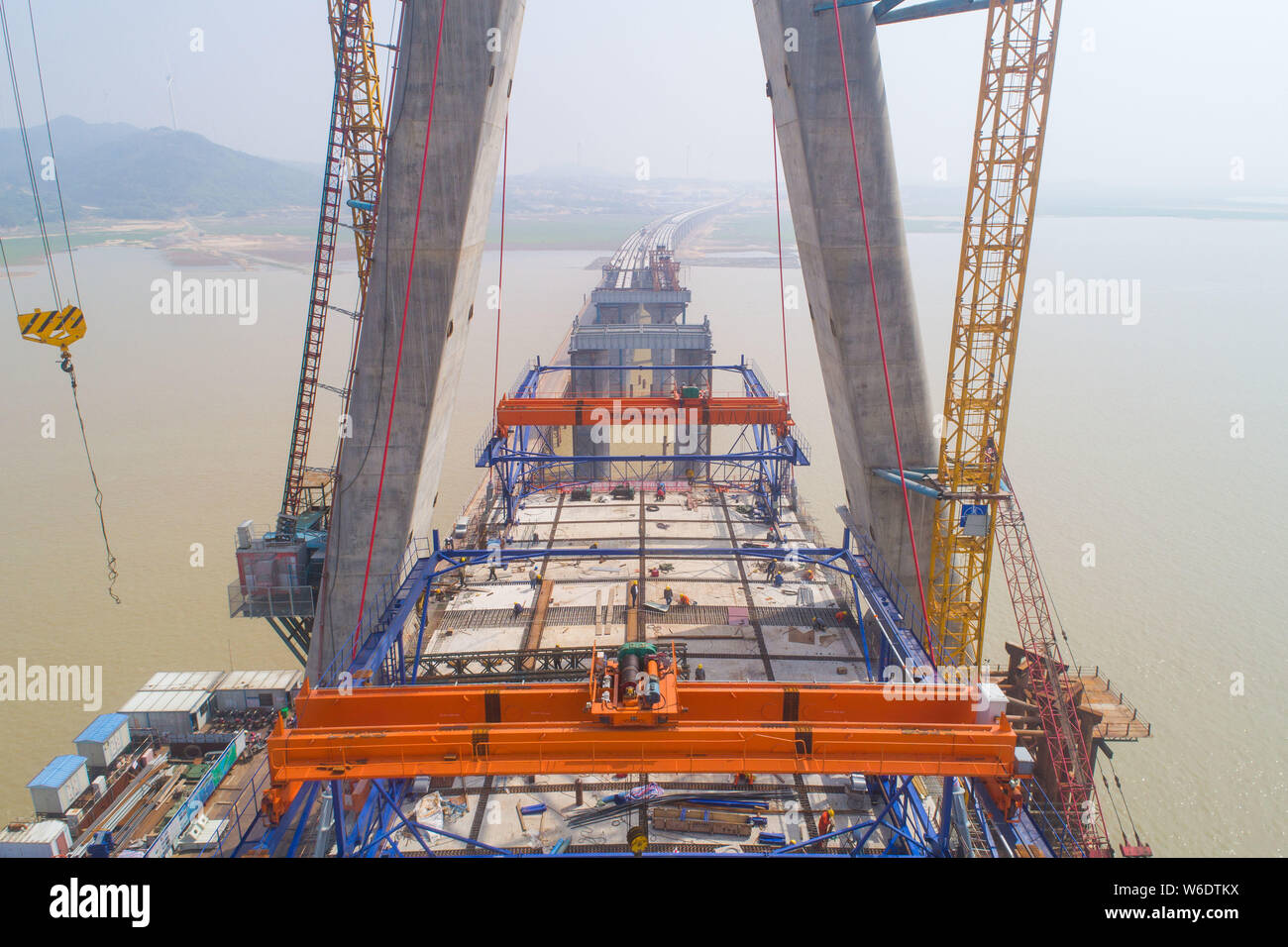 Poyang Lake Bridge High Resolution Stock Photography and Images - Alamy
