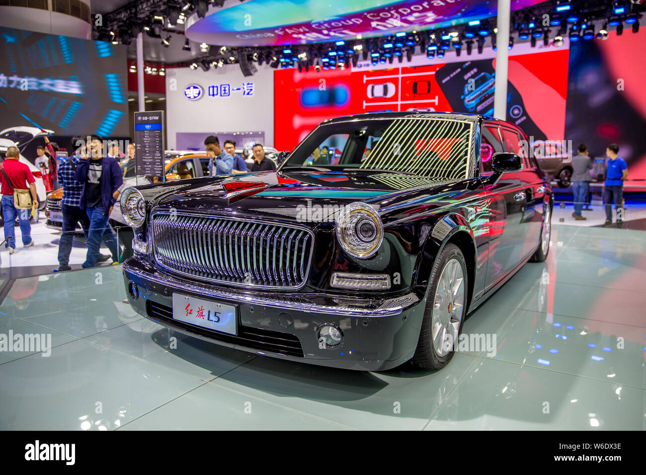 --FILE--A Red Flag or Hongqi L5 car is on display during the 15th China ...
