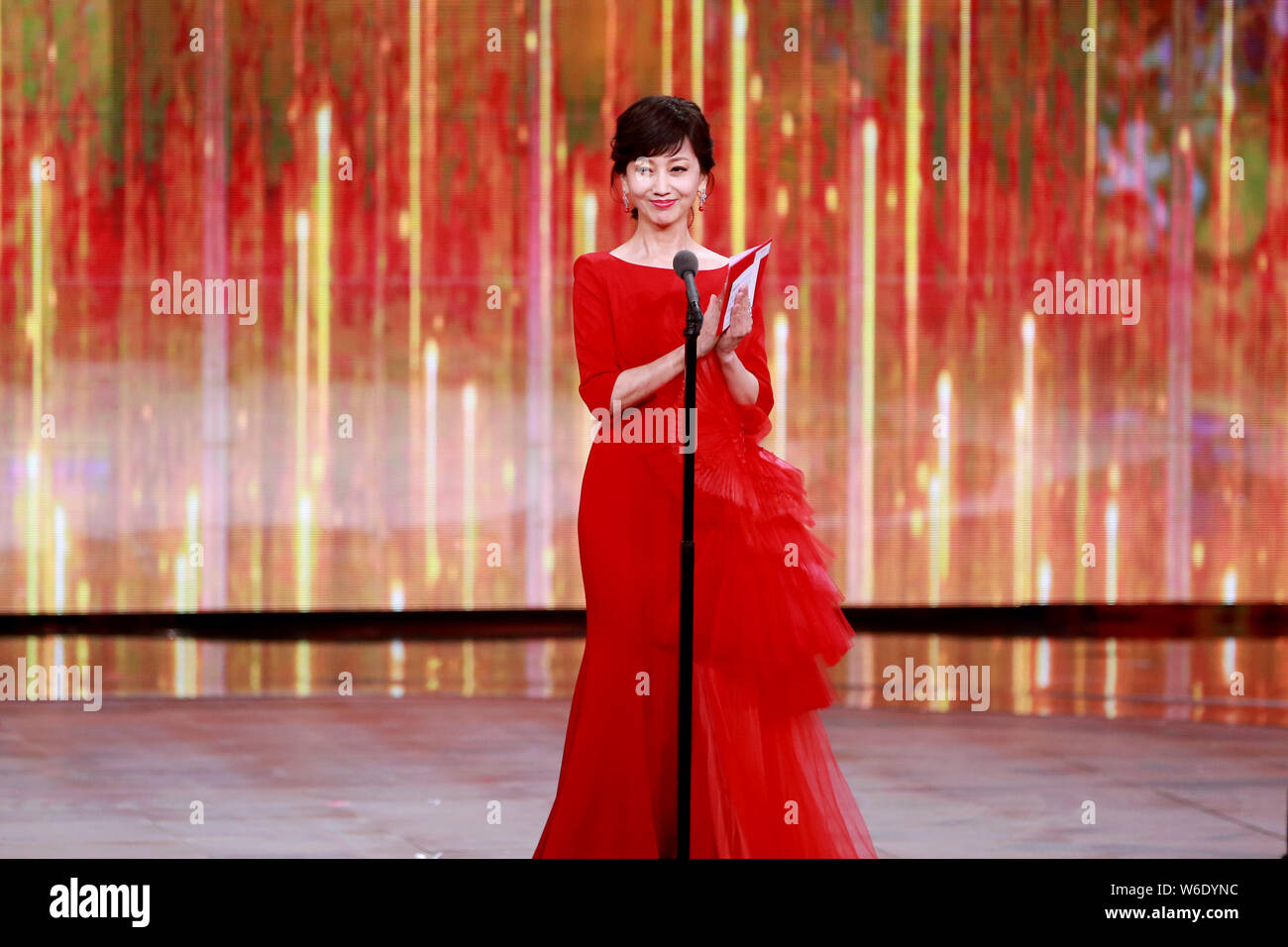 Angie chiu hi-res stock photography and images - Alamy