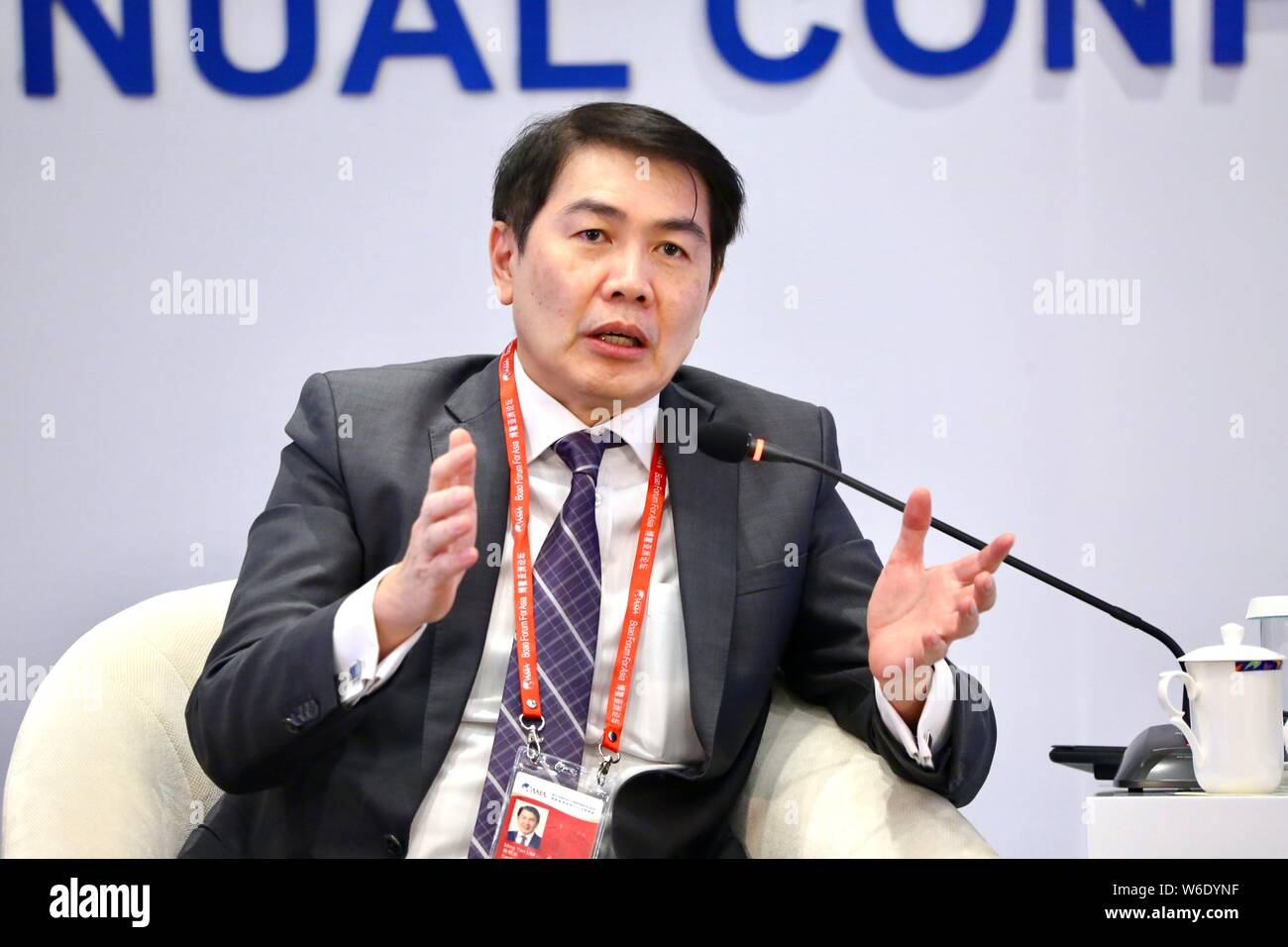 Yan ming hi-res stock photography and images - Alamy