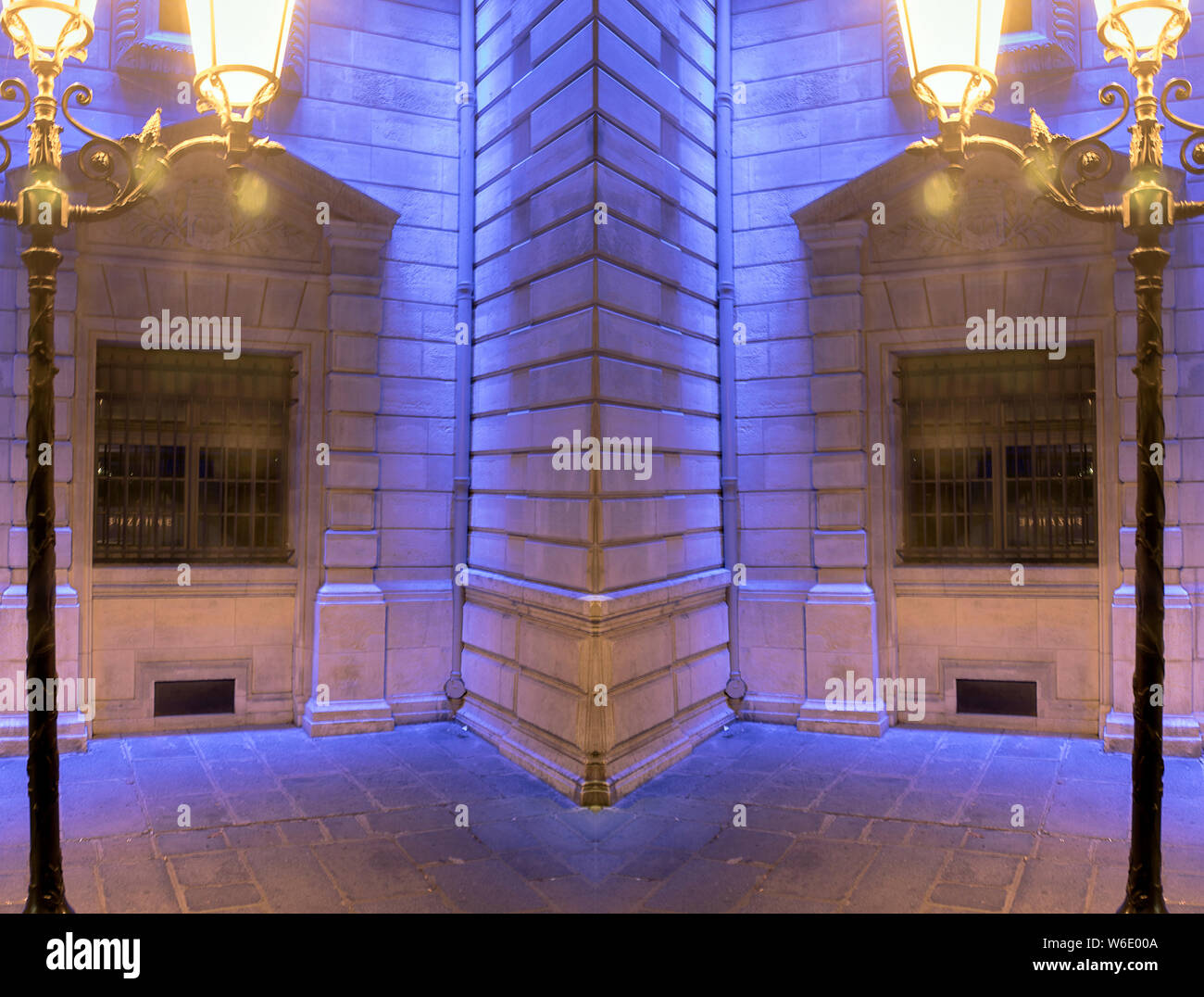 Paris Street Lights Stock Photo - Alamy