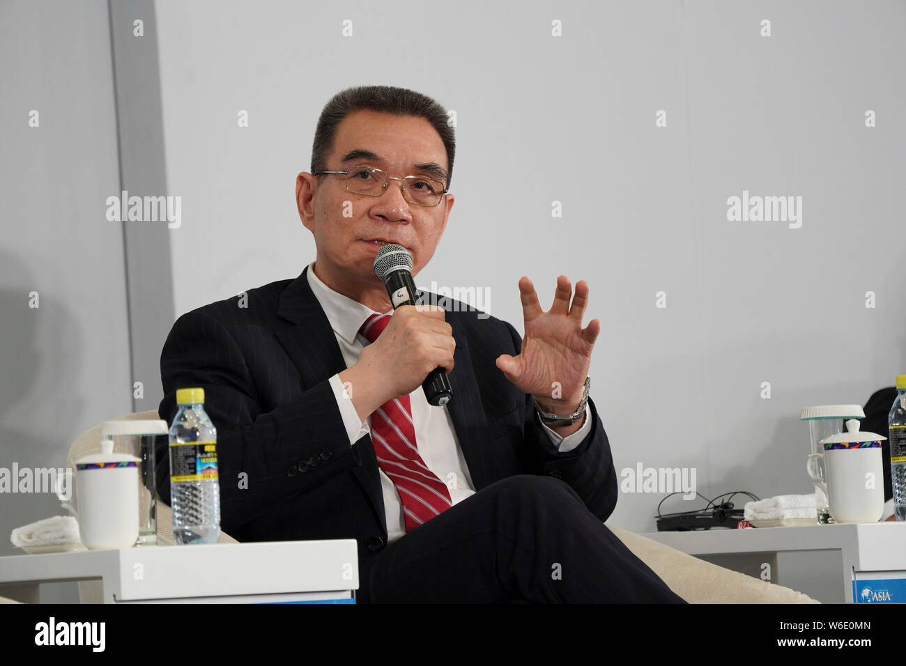 Justin Lin Yifu, Dean of Institute of New Structural Economics of ...