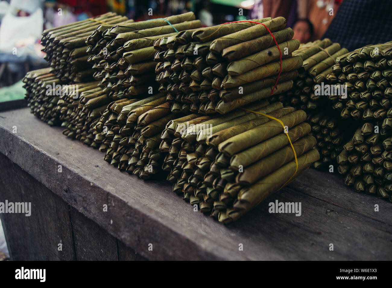 Myanmar cigars hi-res stock photography and images - Alamy