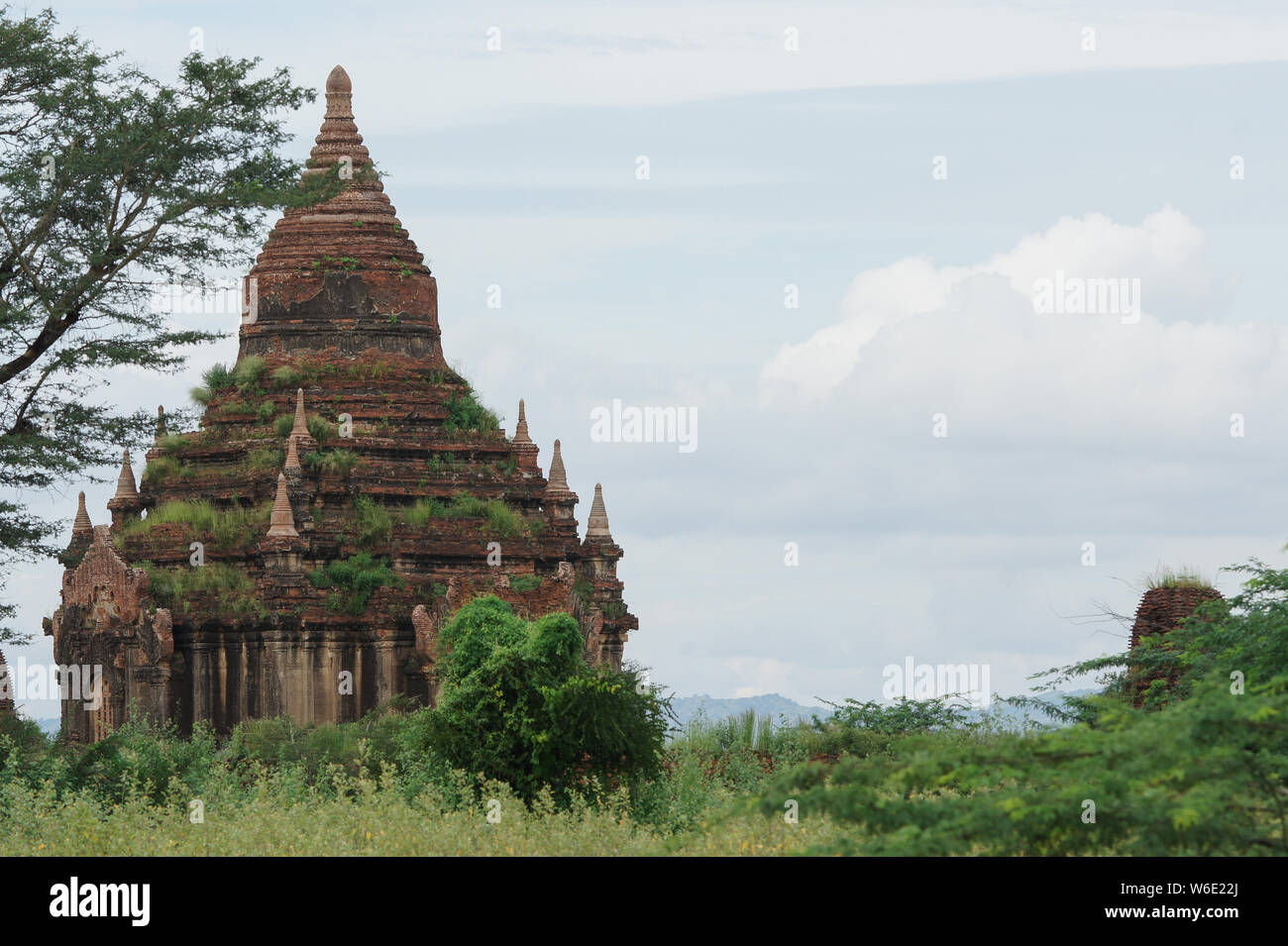 Old bagan archeological zone hi-res stock photography and images - Alamy