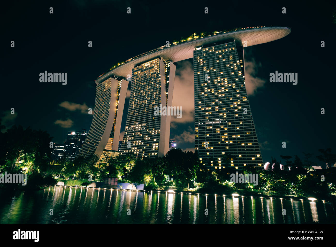 Marina Bay sands at night Stock Photo - Alamy
