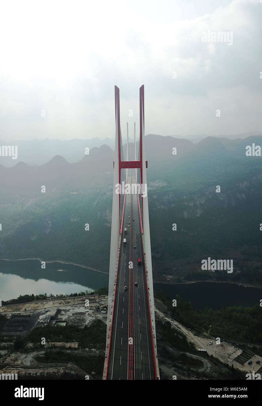 Yachi river bridge hi-res stock photography and images - Alamy