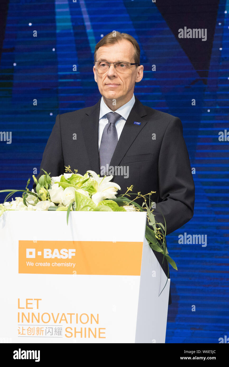 Stephan Kothrade High Resolution Stock Photography and Images - Alamy