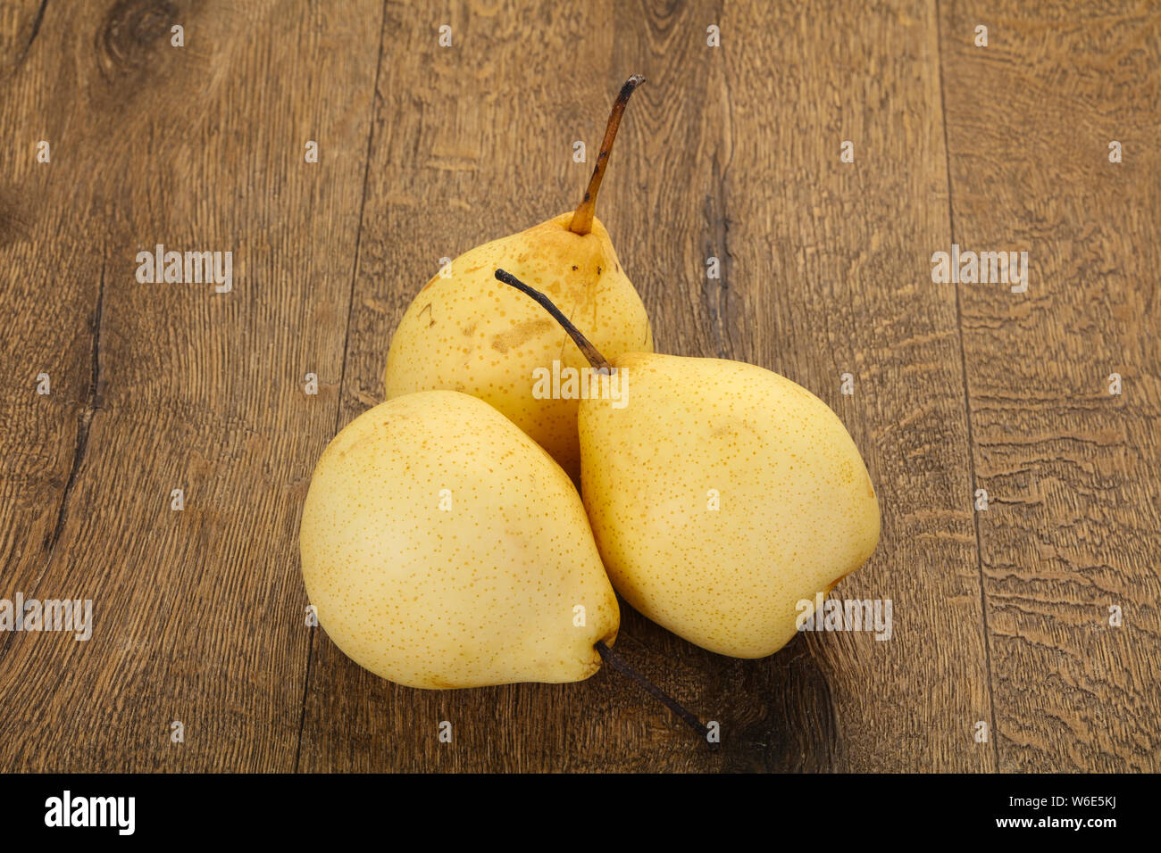 Chinese ya pear hi-res stock photography and images - Alamy