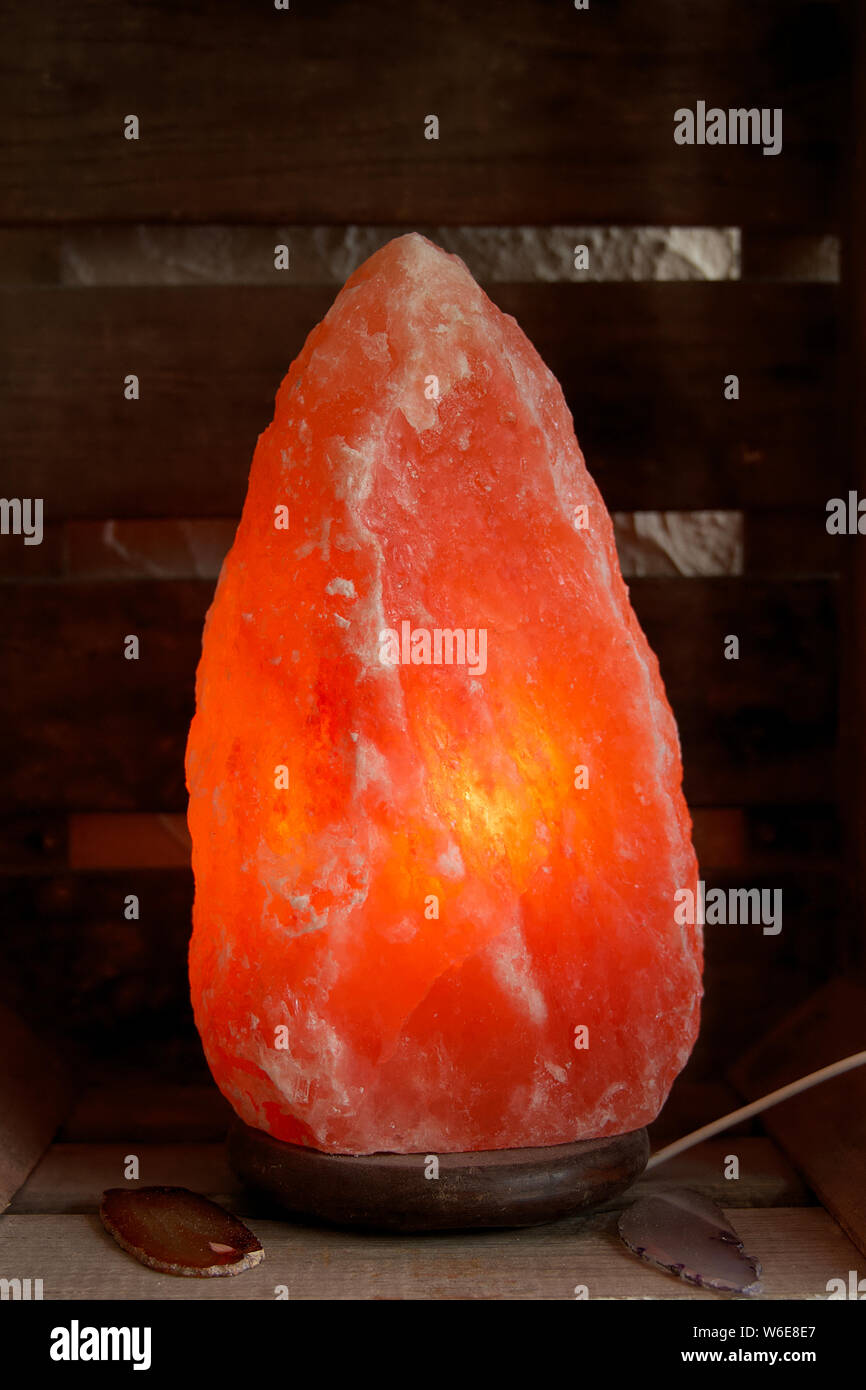 Himalayan salt lamp hi-res stock photography and images - Alamy