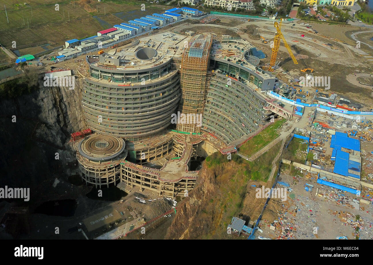 The five-star Shanghai Tianmashan Pit Hotel, also known as the Shimao Wonderland ...