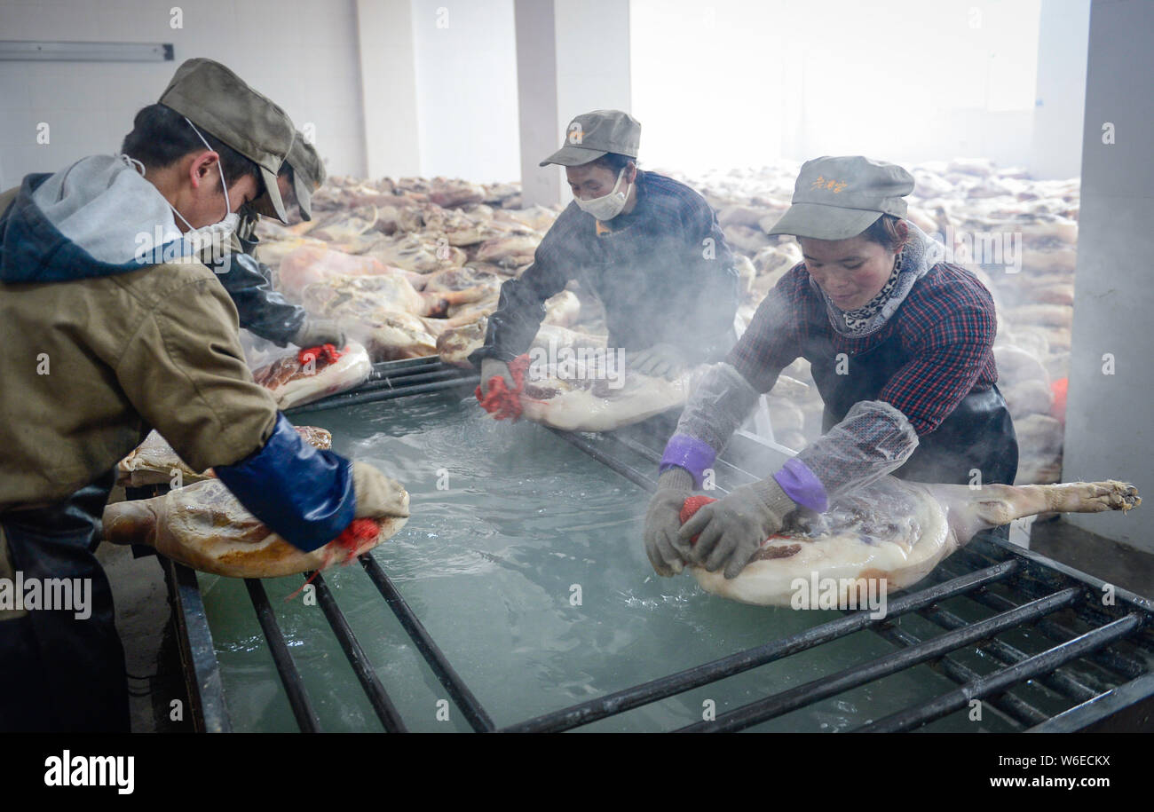 Yunnan xuanwei hi-res stock photography and images - Alamy