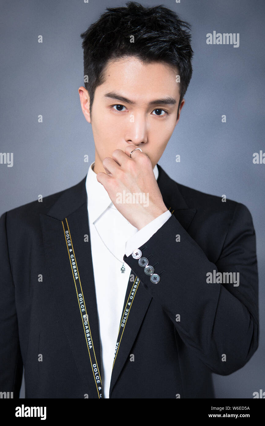 Handsome Chinese Actors