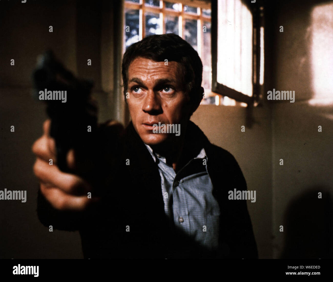 Bullitt 1968 steve mcqueen hi-res stock photography and images - Alamy