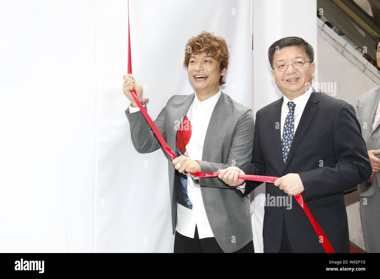 Japanese actor, singer, television host, radio personality Shingo ...