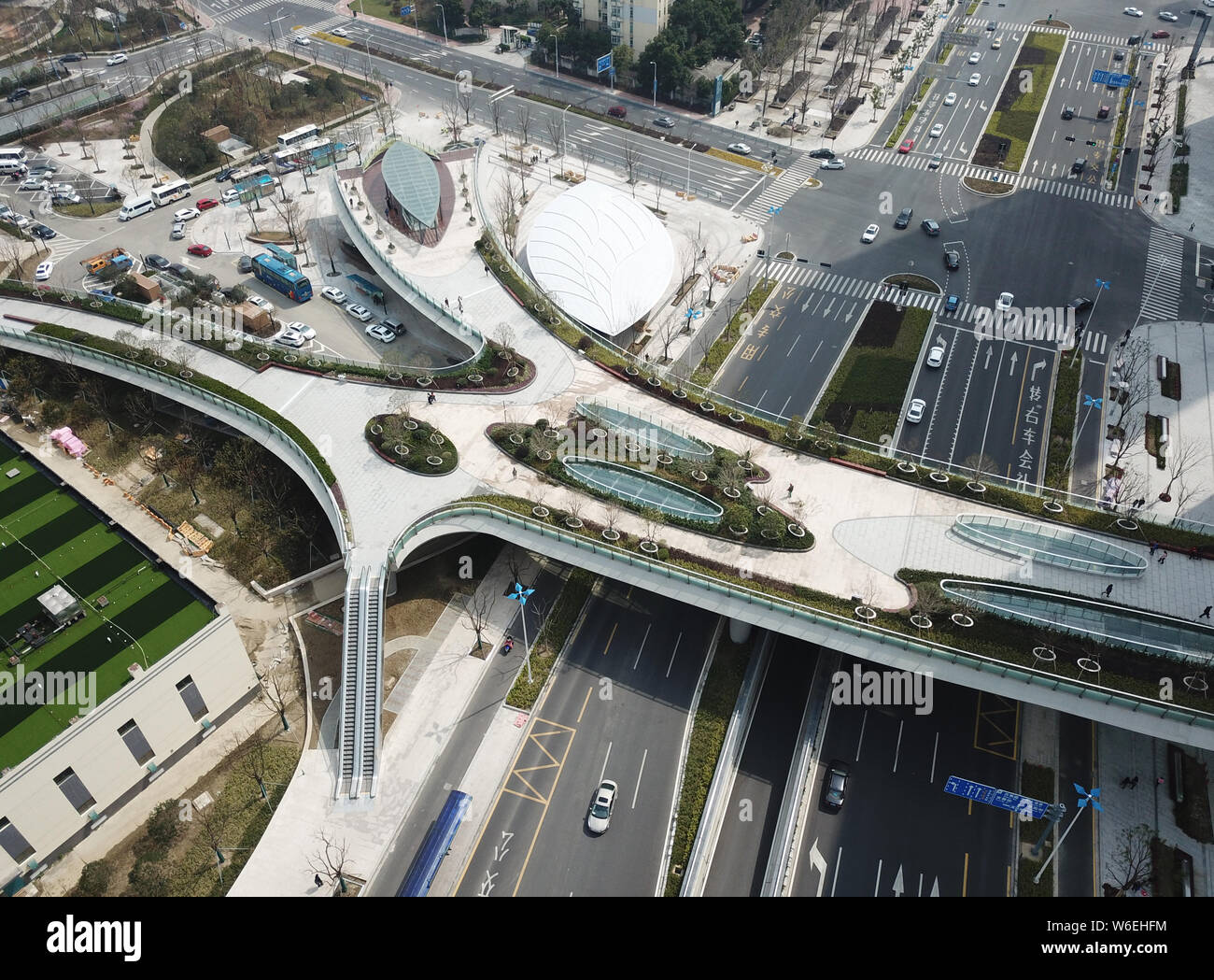 Spatial structure hi-res stock photography and images - Alamy