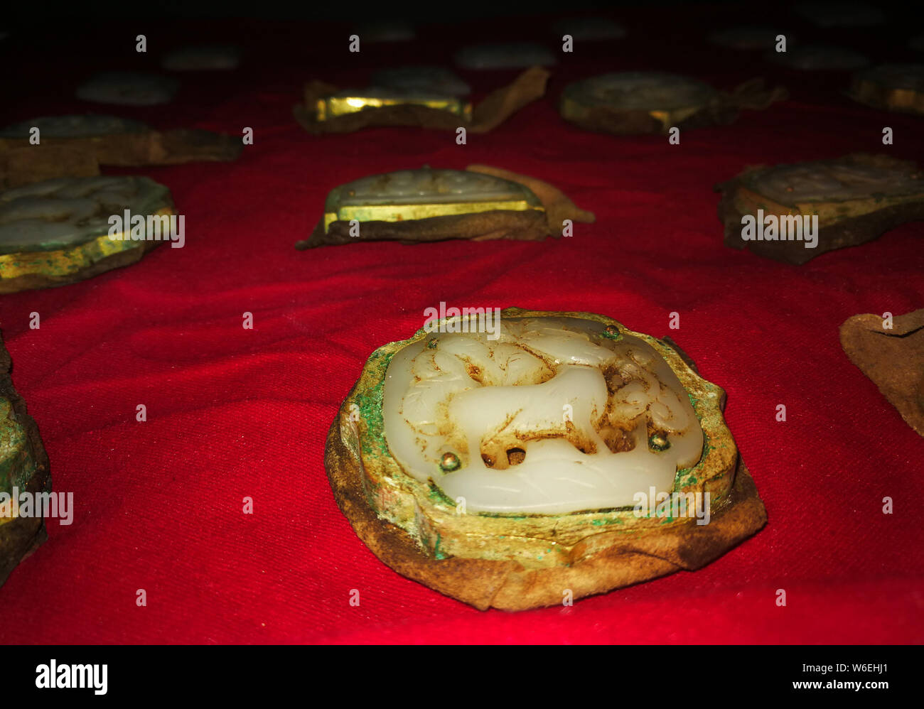 Jadeware hi-res stock photography and images - Alamy