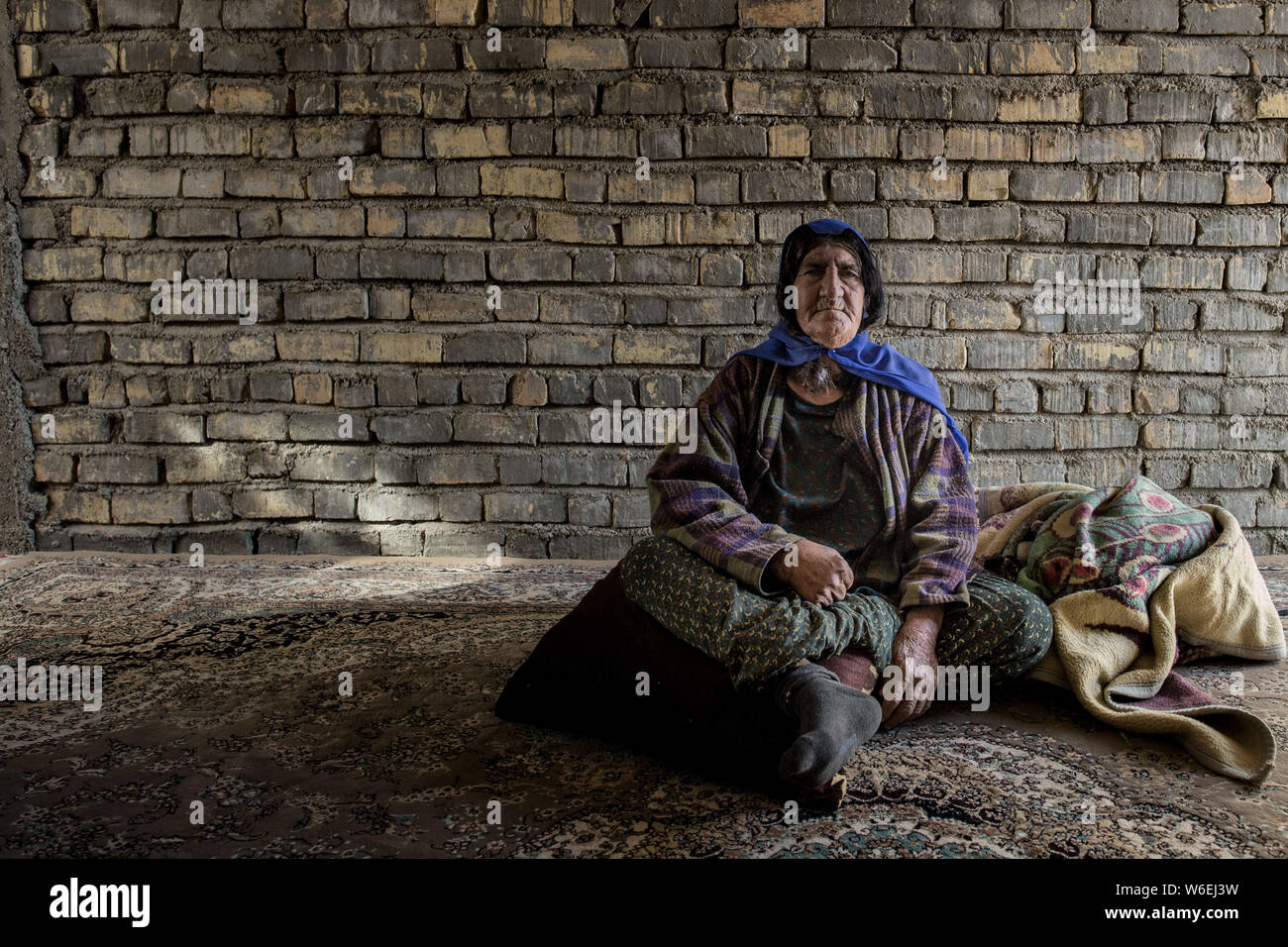 Jahrom, Fars, Iran. 29th Mar, 2019. Zahra, a 64-year-old is one of the ...