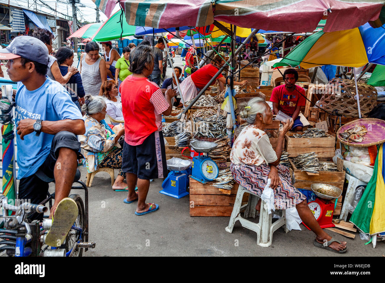Local People Selling Dried Fish, Carbon Market, Cebu City, Cebu, The ... Local People Selling Dried Fish, Carbon Market, Cebu City, Cebu, The ...