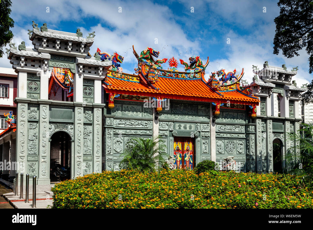 The Chinese Cemetery, Manila, The Philippines Stock Photo - Alamy