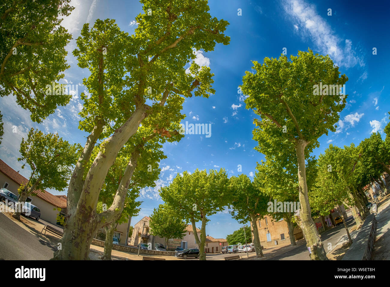 Village of rasteau hi-res stock photography and images - Alamy