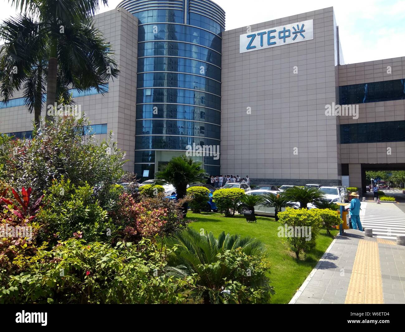 Zte headquarters hi-res stock photography and images - Alamy